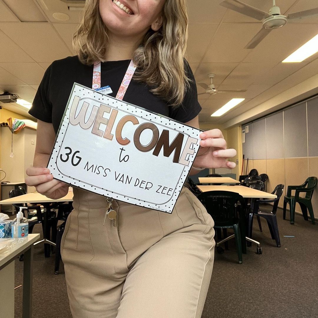 Classroom Welcome Sign – Miss Jacobs Little Learners